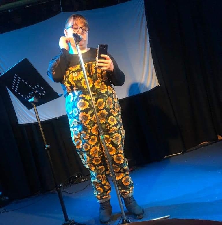 Simmer Dim - Hannah Nicholson